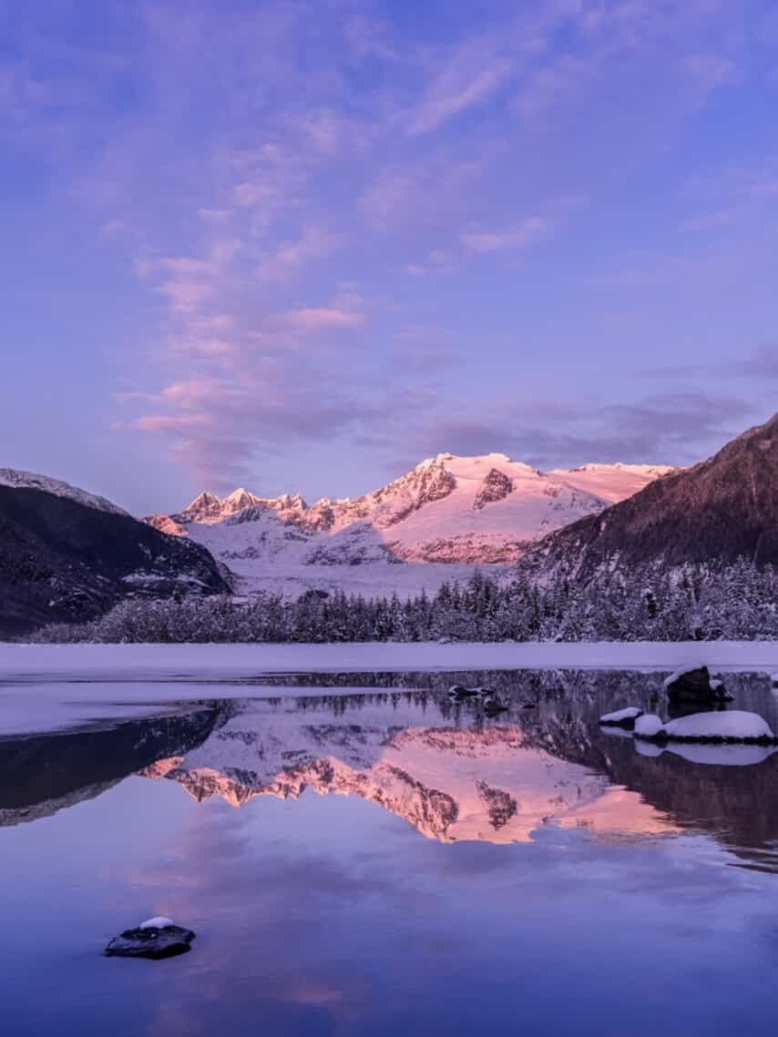 8 beautiful places on Earth with no sunsets