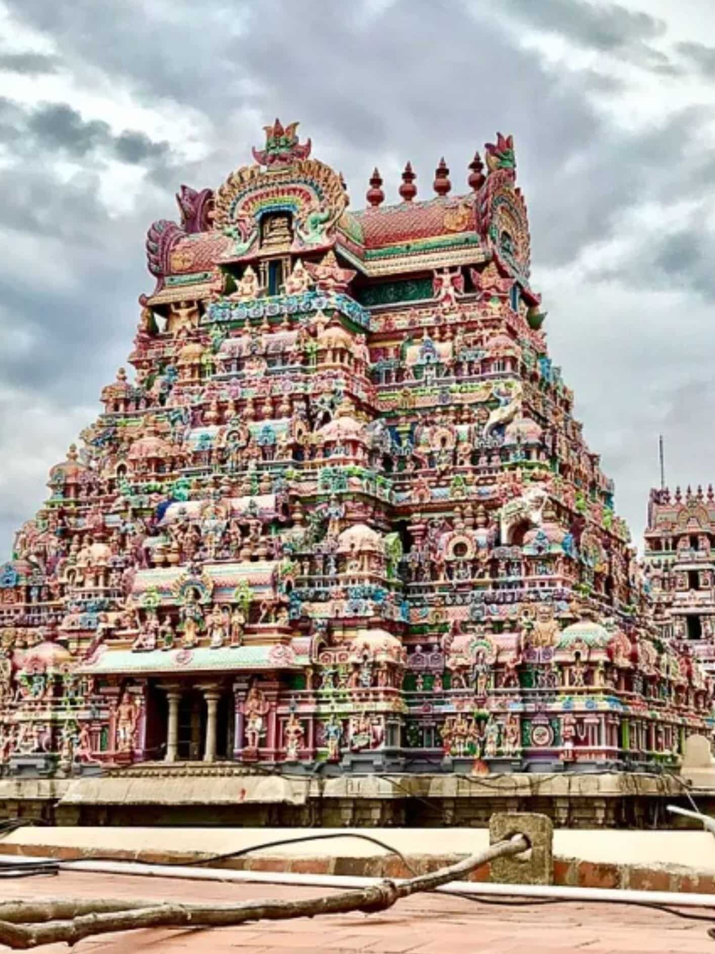 8 largest religious structures in the world