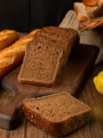 9 benefits of eating brown bread