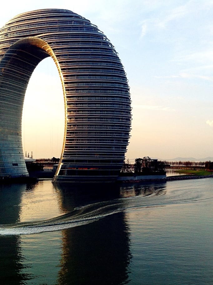 8 most bizzare buildings in the world