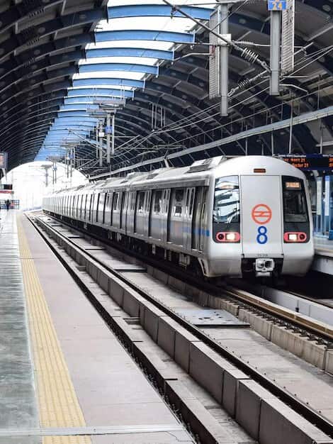 Most crowded metro stations in Delhi