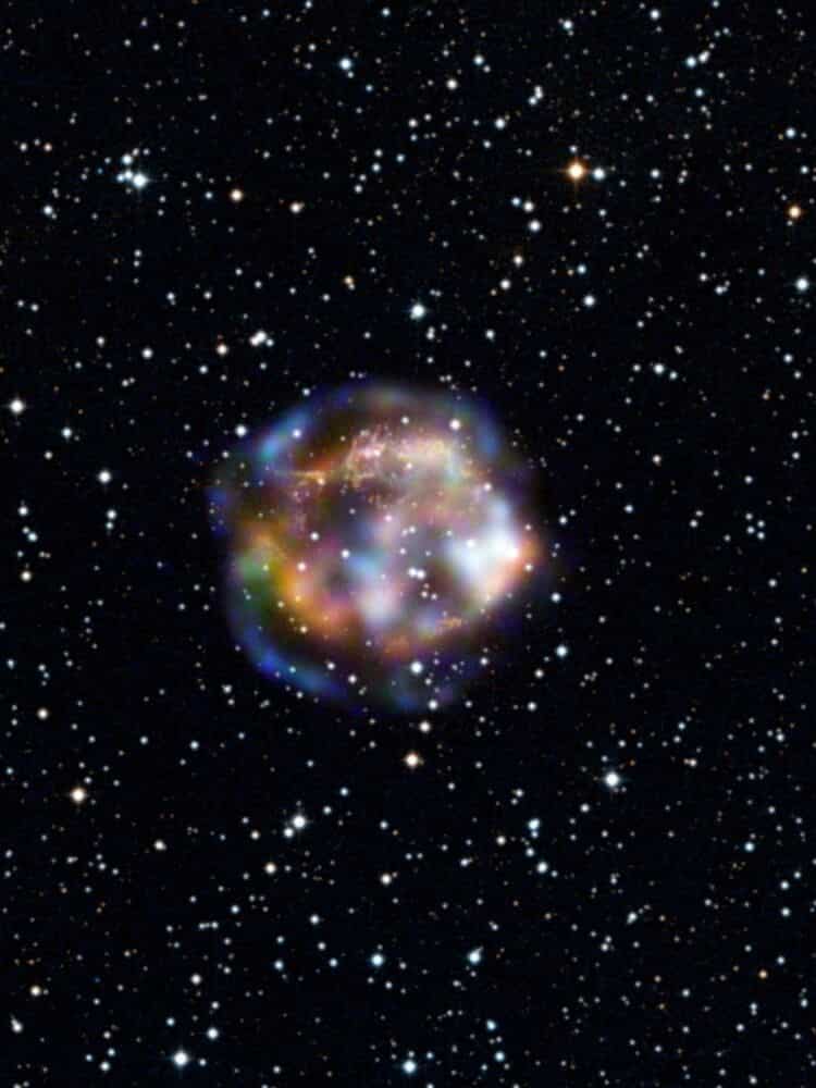 8 stunning images of Supernova captured by NASA