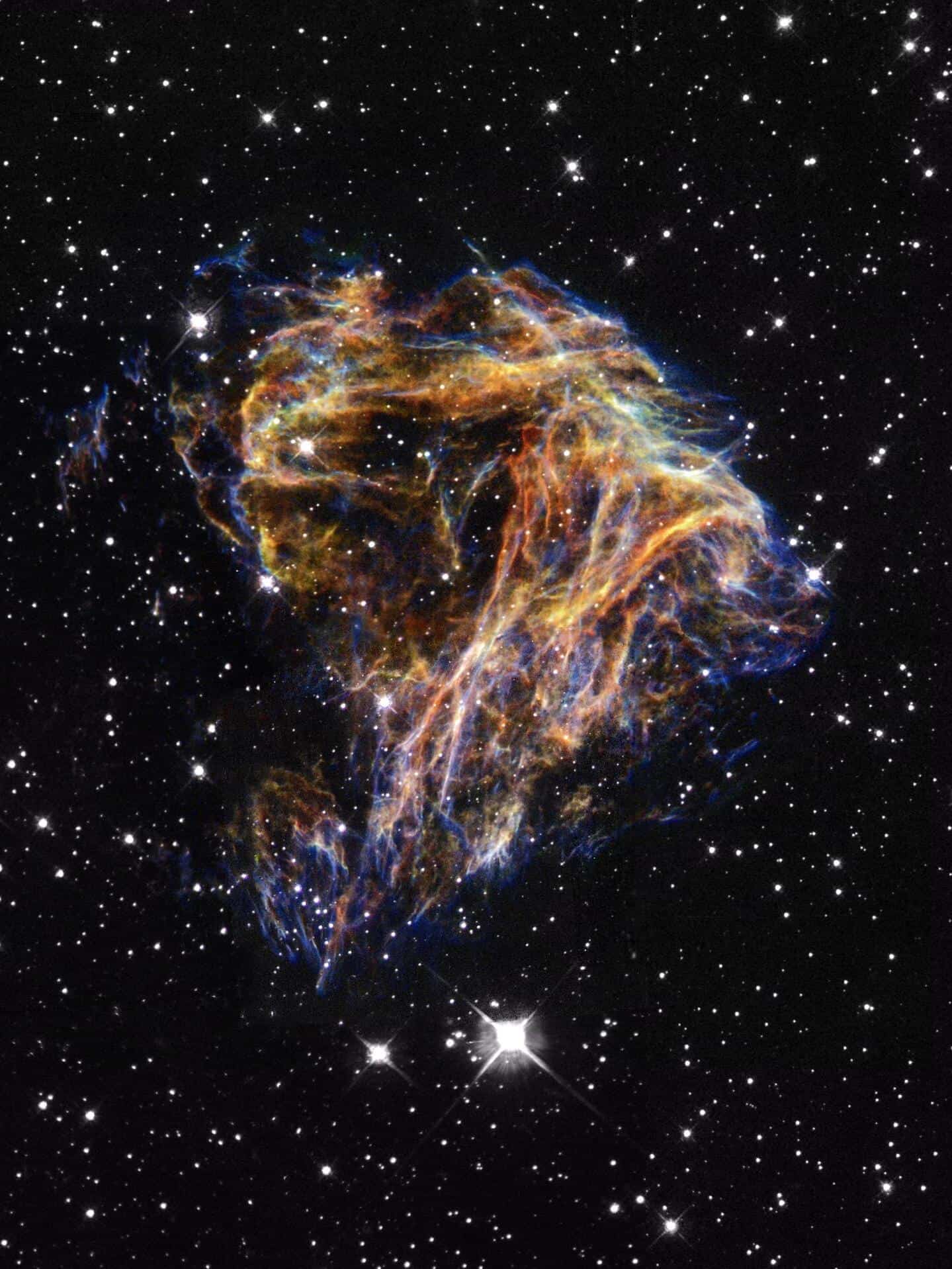 7 mind-blowing images of cosmology captured by NASA Hubble Space Telescope