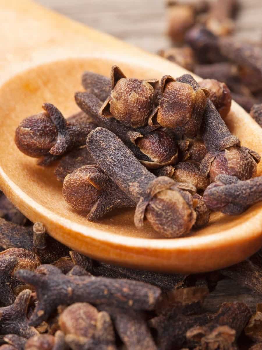 7 side-effects of cloves every woman should know