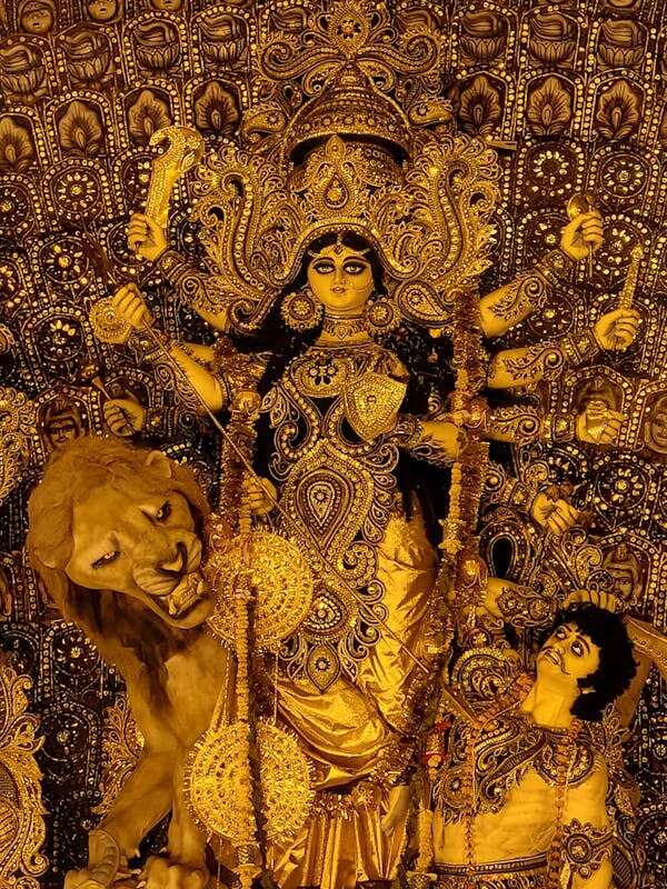 What are the 4 types of Navratri in 2025?