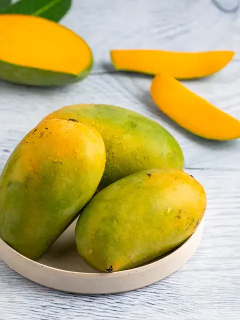 10 varieties of mangoes, know where to find them
