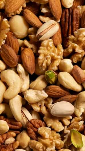 8 nuts to boost stamina