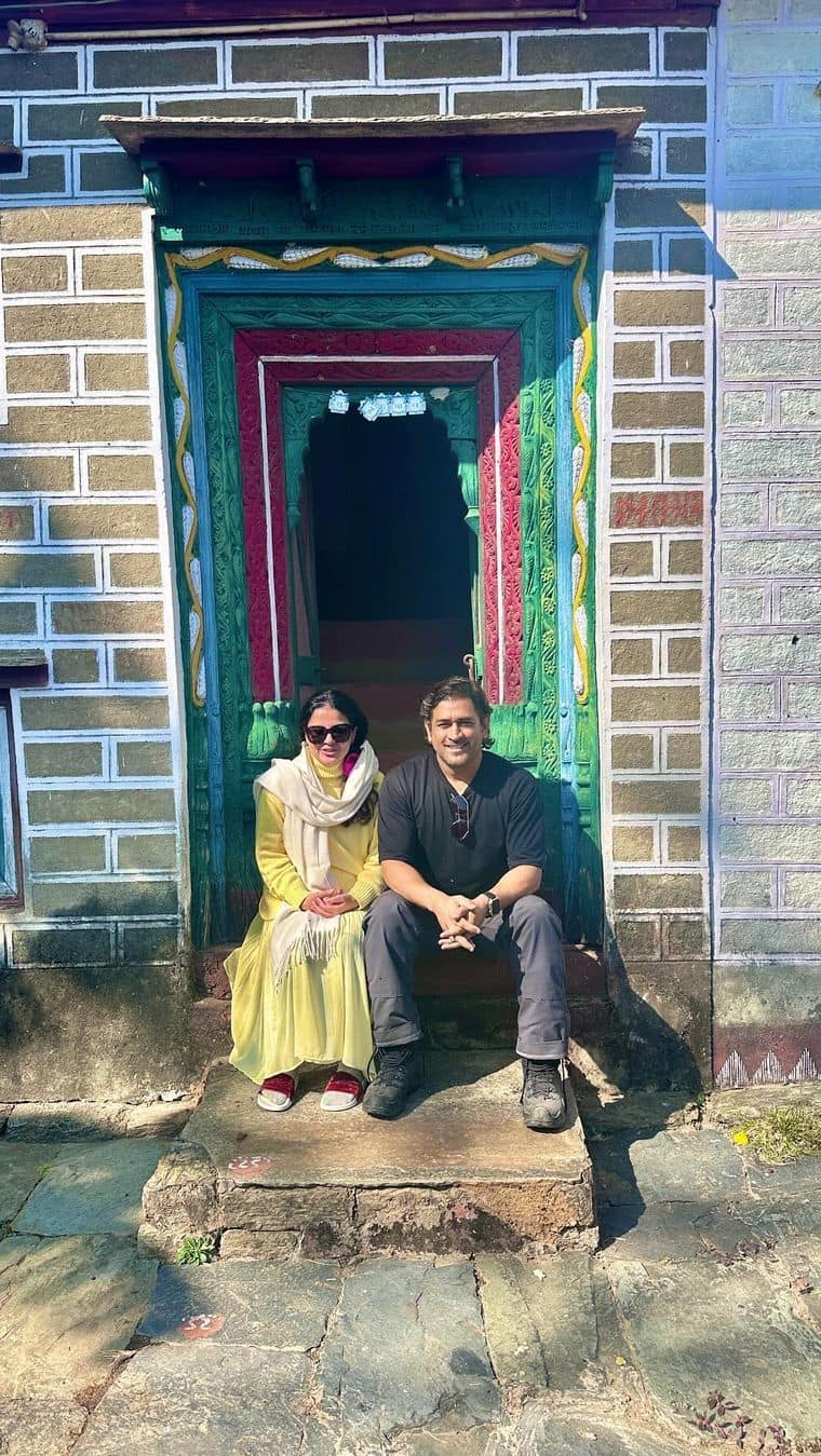 MS Dhoni visits ancestral village in Uttarakhand with wife Sakshi