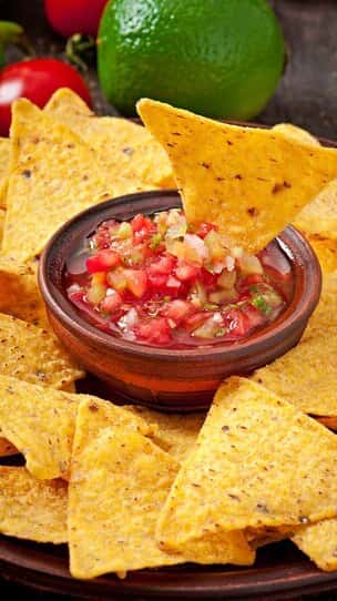 7 healthy and easy dips to make at home