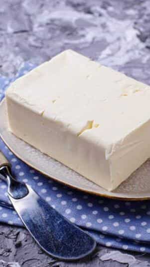 8 Health benefits of eating home-made white butter