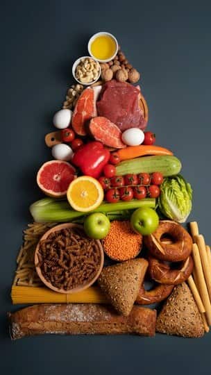 8 superfoods that naturally balance your hormones