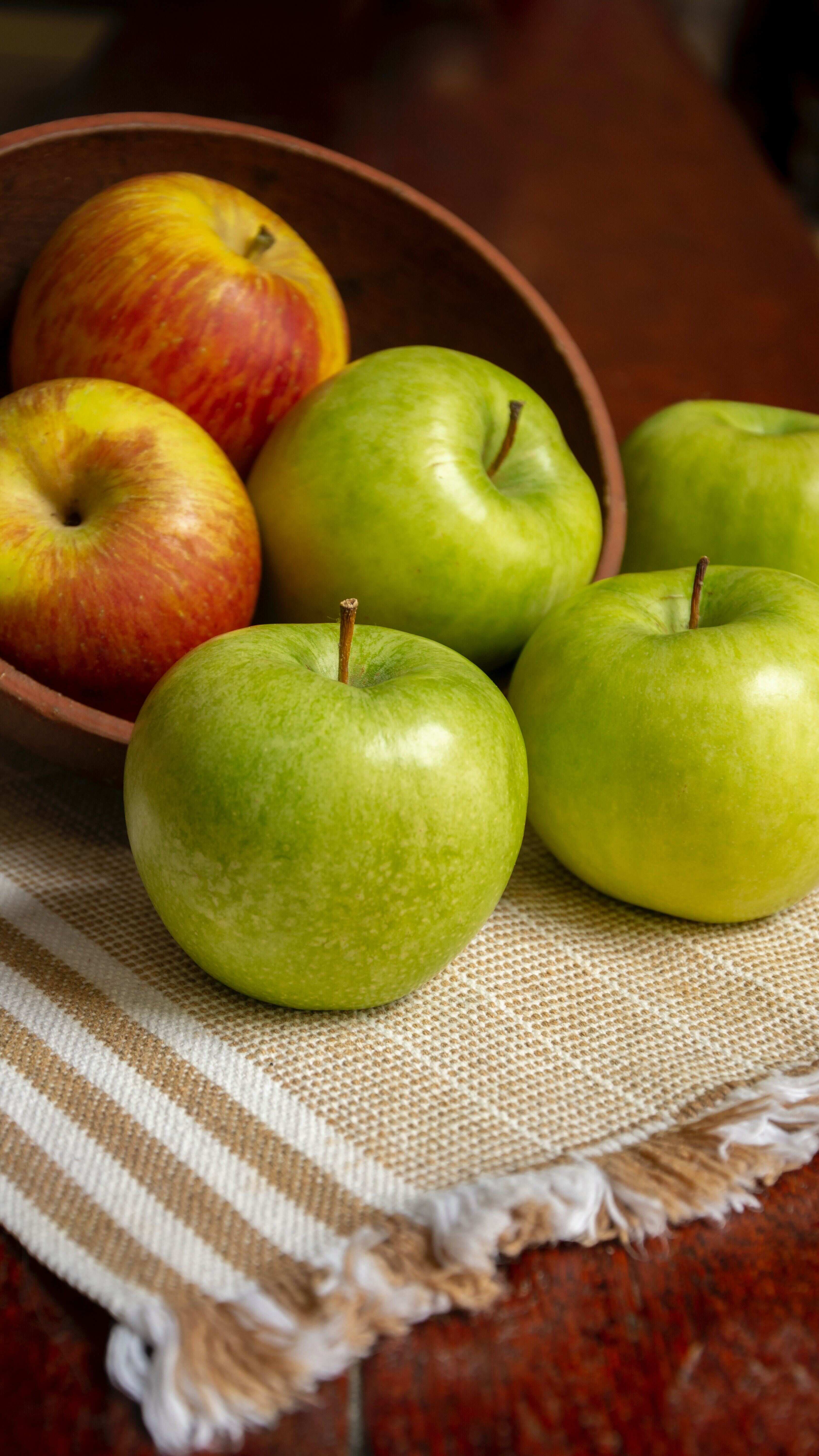 7 varieties of apples and their health benefits