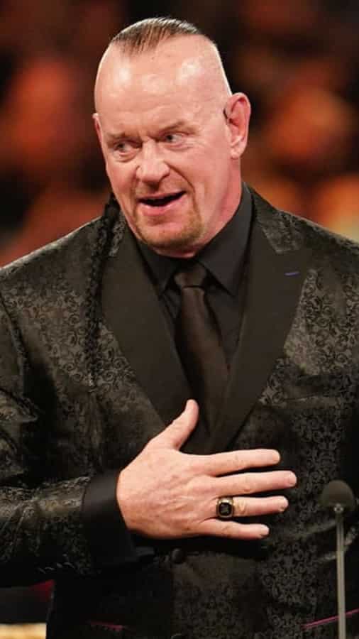 10 WWE superstars who made a stunning comeback