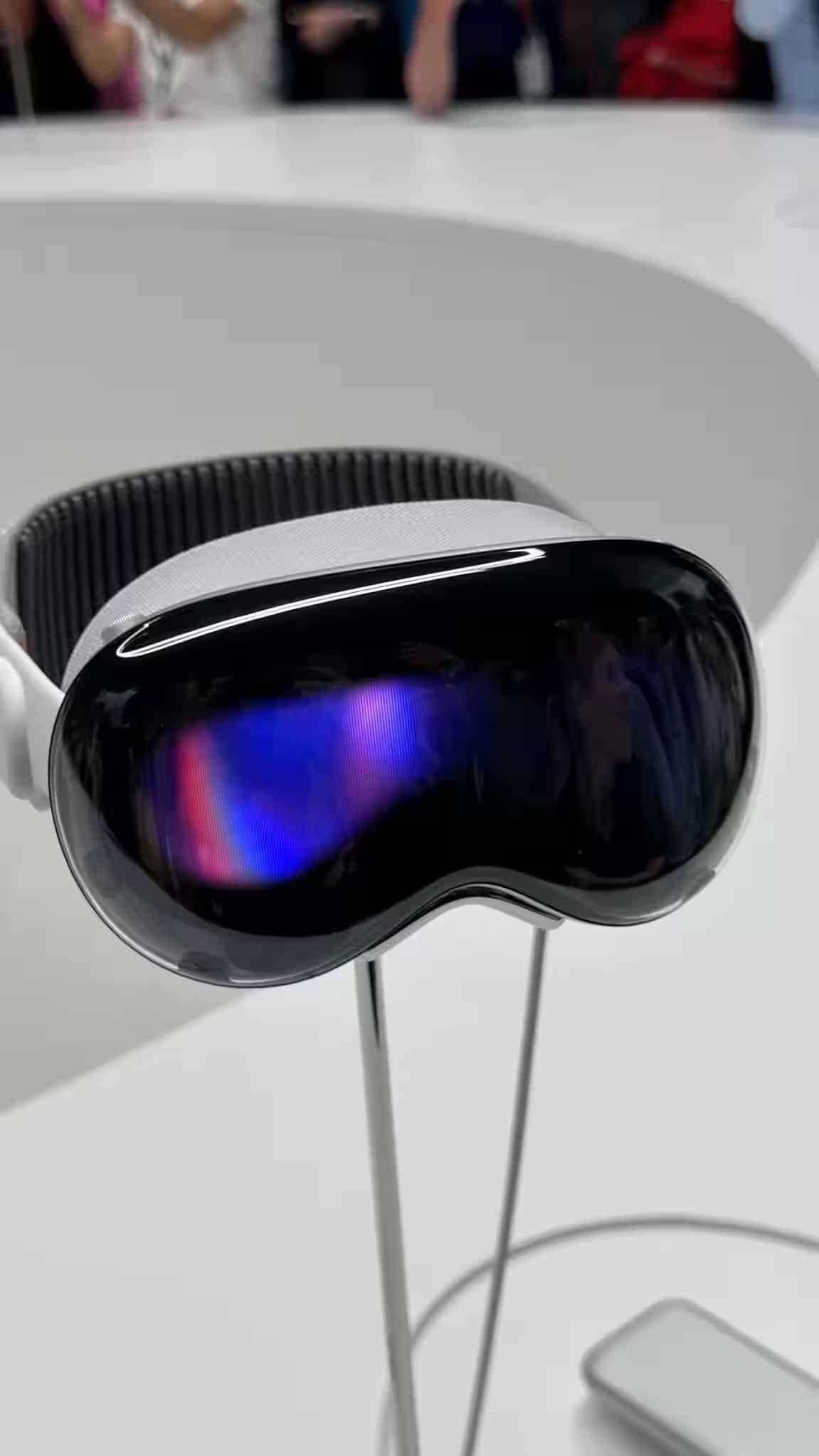 Things you need to know about new apple vision pro