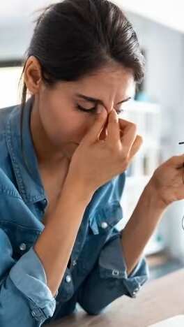 10 Things that can damage your eyes