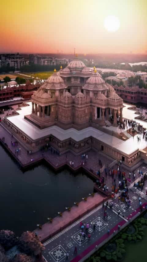 10 Largest Hindu temples in India