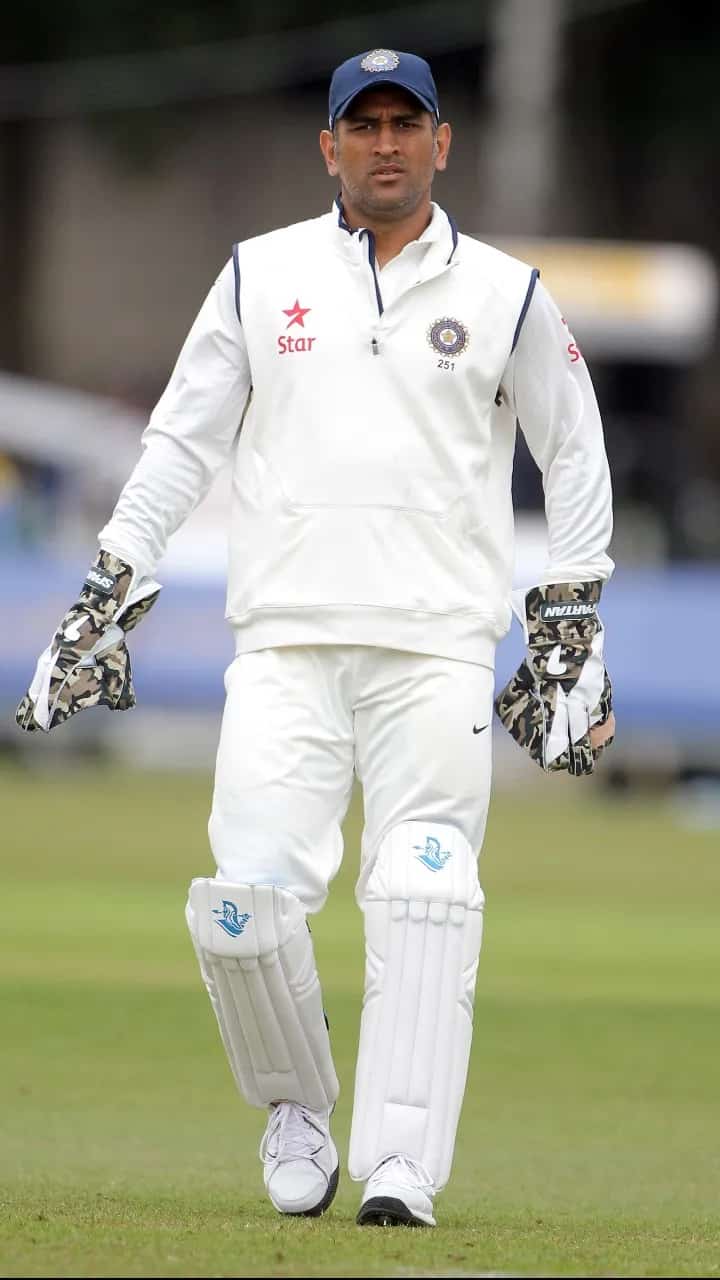 11 Famous cricketers to captain in their last Test match