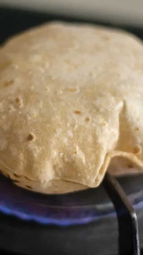 Tips to make perfect puffed round chapatis