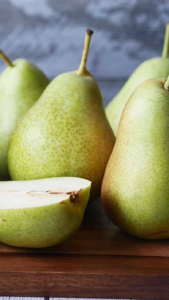 Health benefits of eating pear