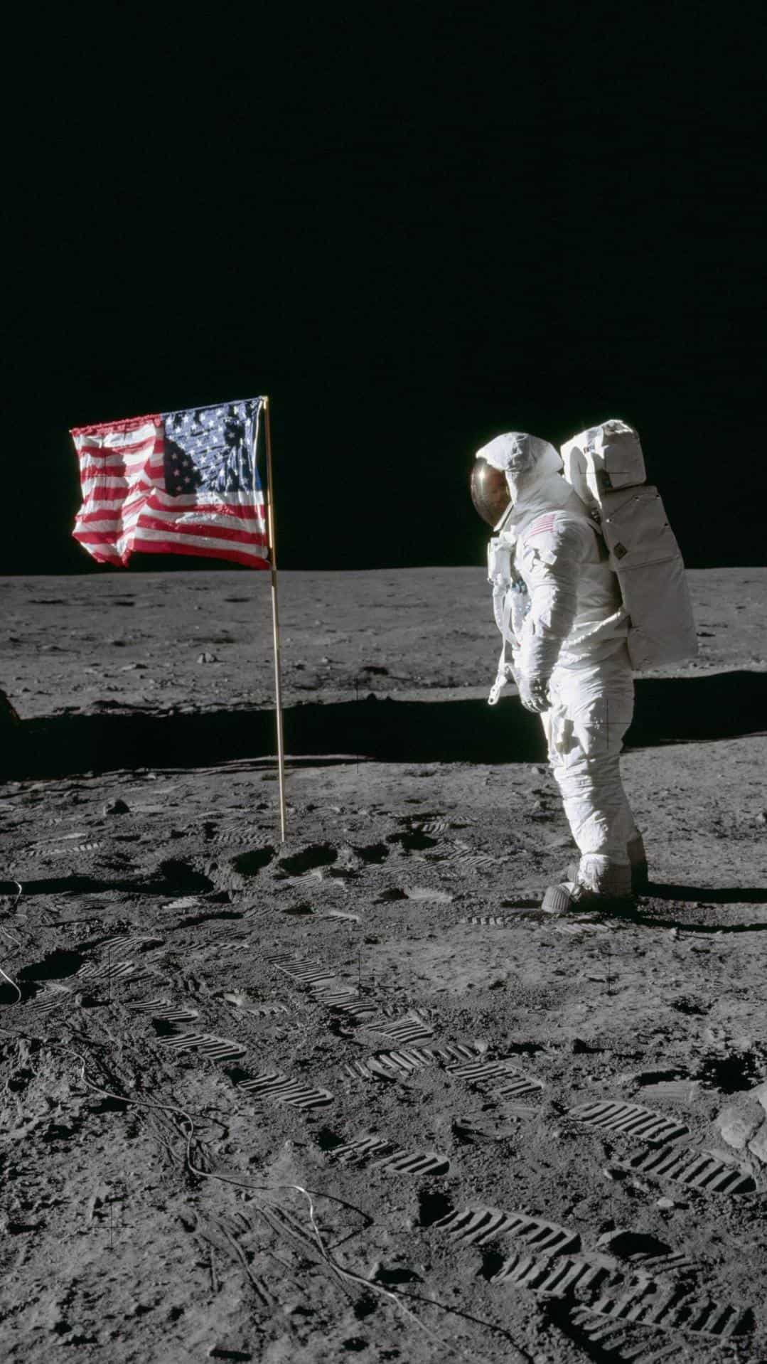 10 stunning images of Moon by NASA