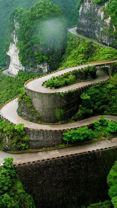 Beautiful Roads Of The World