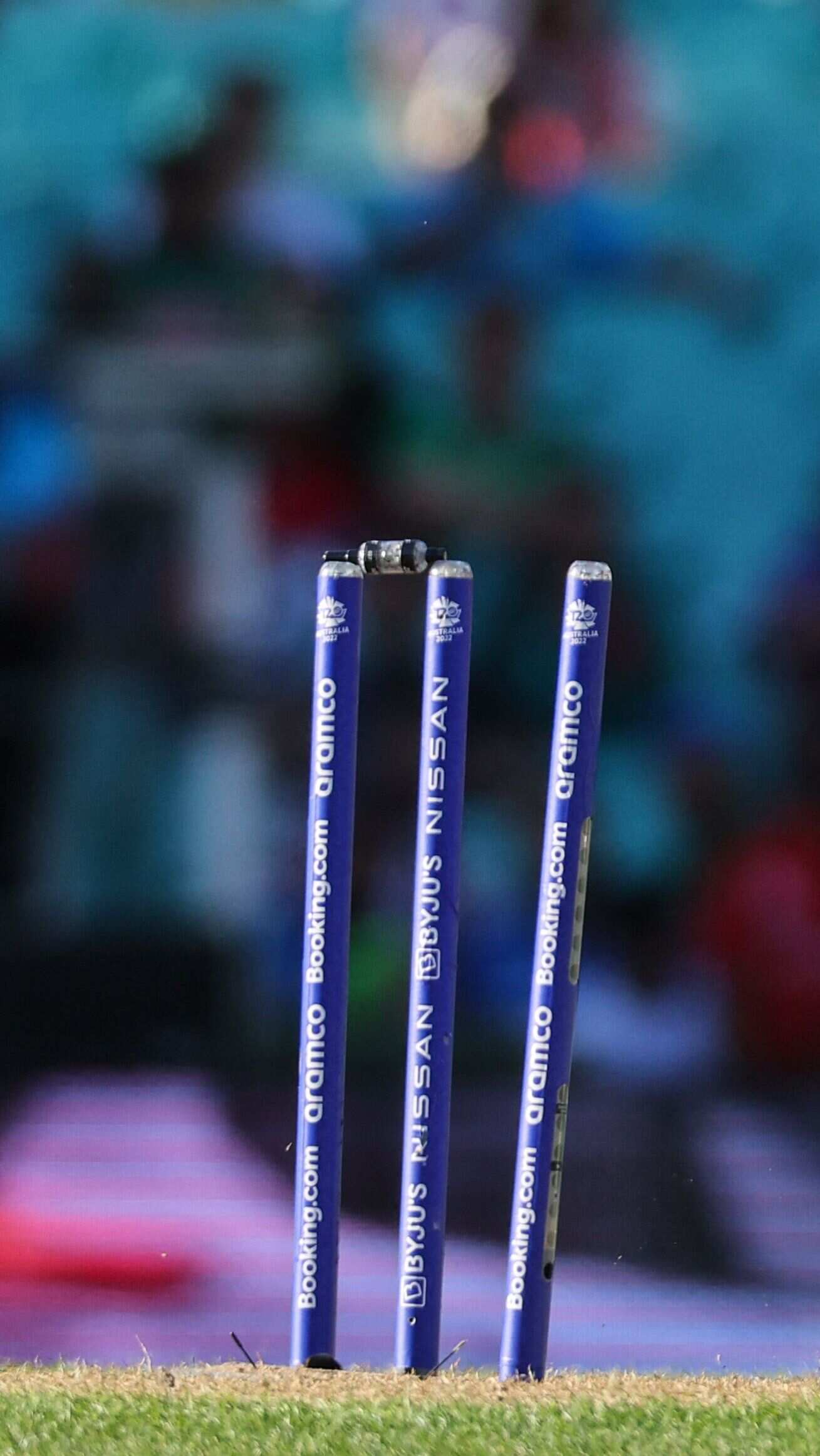 9 गेंदों पर 9 विकेट लेने वाले दुनिया के 2 गेंदबाज